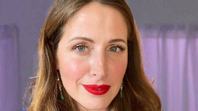 Clio Make-Up rivela come idratare il viso ogni sera: "Non basta mettere ...