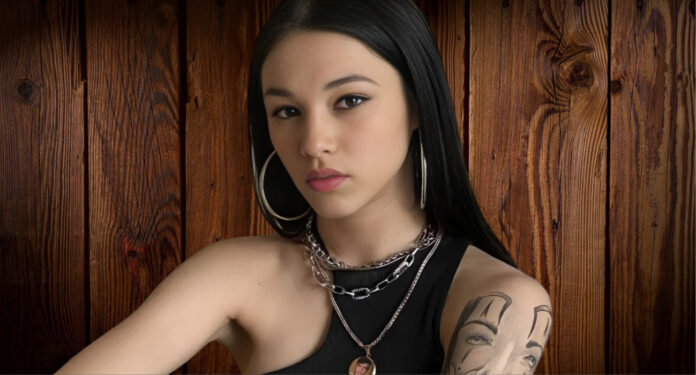 Il cast di Mare Fuori da Mara Venier, 'Rosa Ricci' fa uno spoiler ...